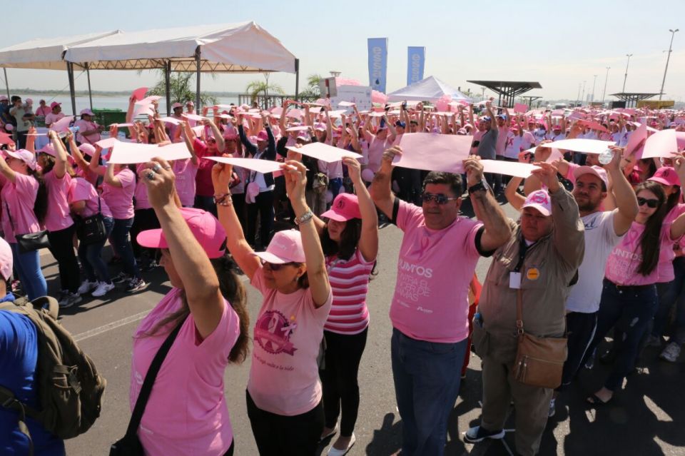Presidenta de Corte participó en formación de lazo rosa - Noticias ...